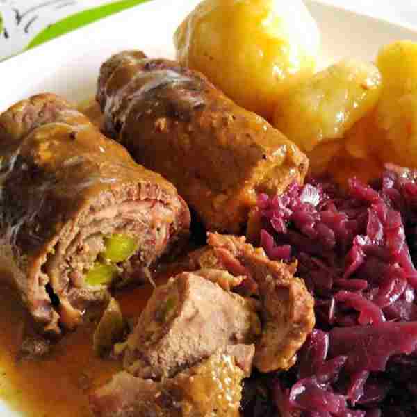 Oma’s Authentic German Beef Rouladen Recipe – Geschmackvoll